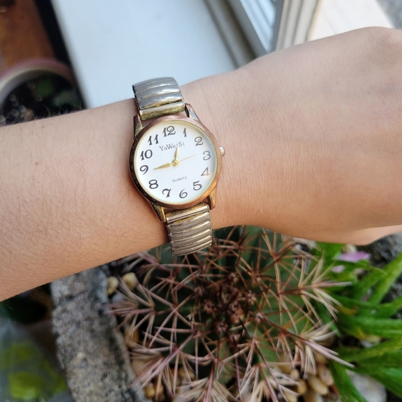 Accessories | Vintage Qq Quartz Watch | Poshmark